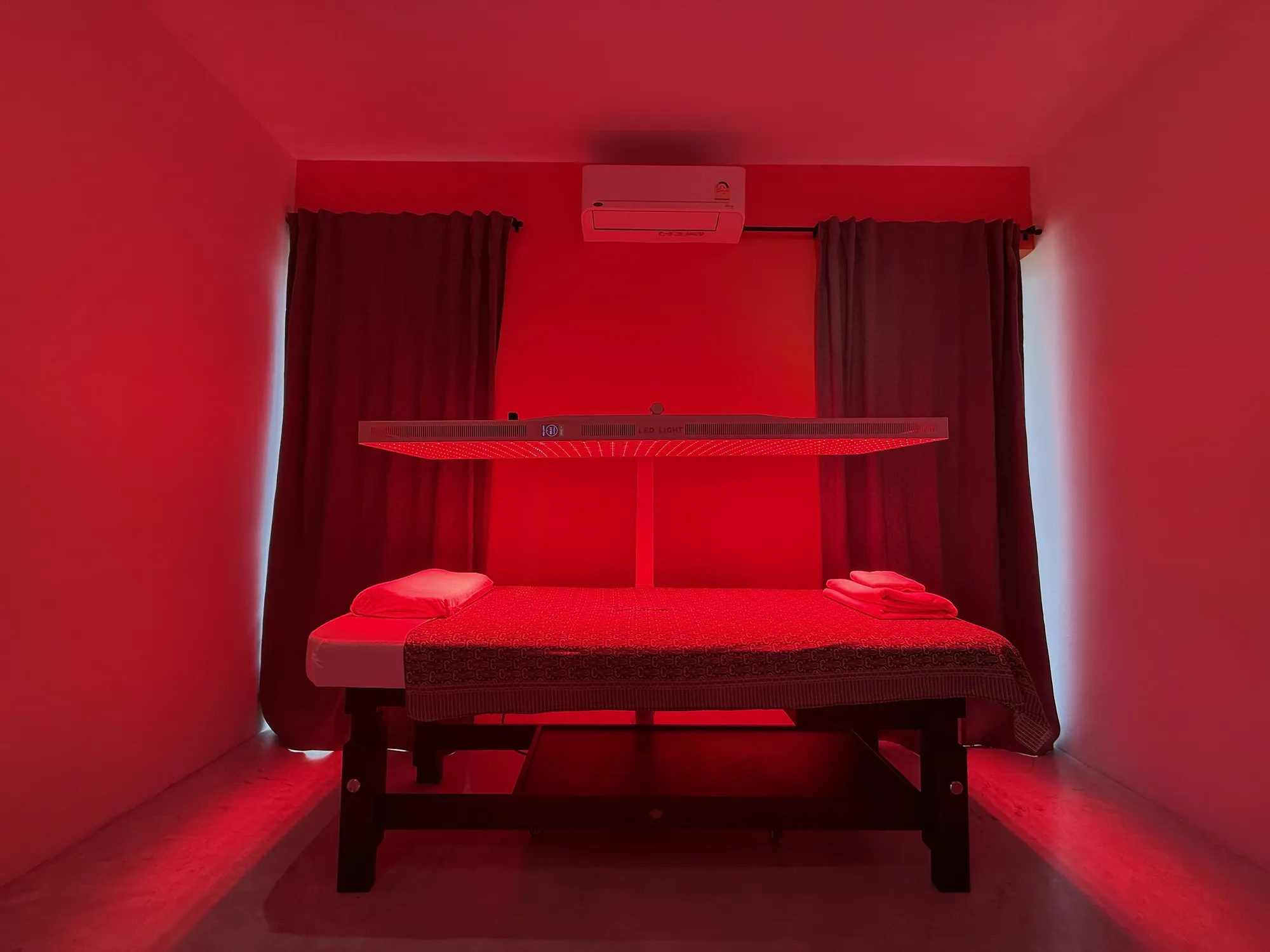 ZenGlow - Best Red Light Therapy for Professionals